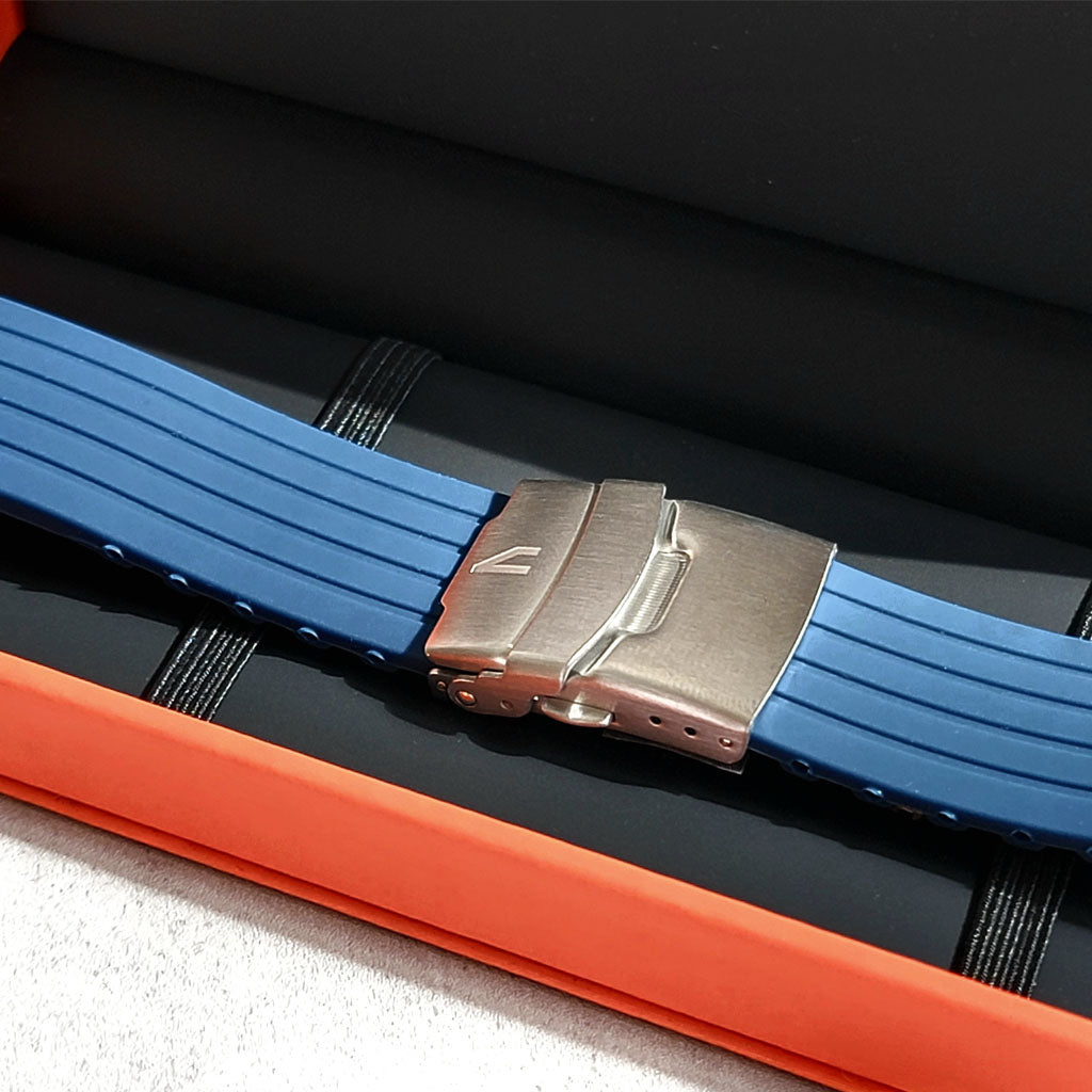 22mm Blue Silicone Divers Strap – The UGLY Watch Co.