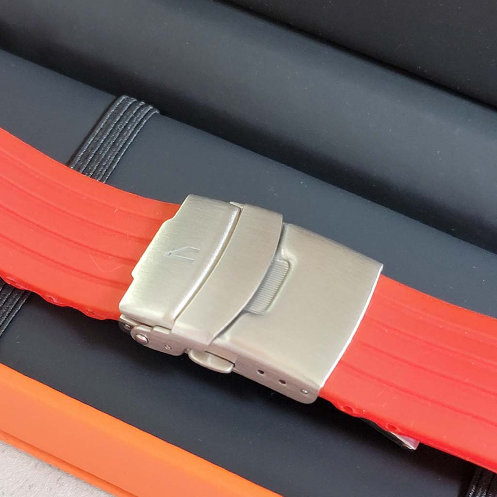 22mm Red Silicone Divers Strap – The UGLY Watch Co.